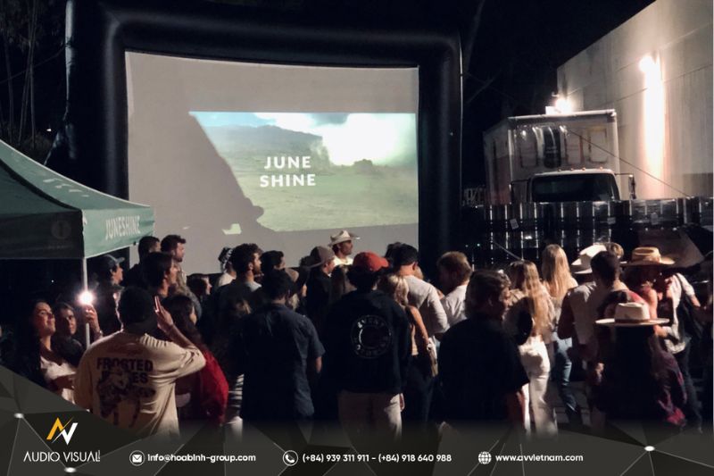 Top 15 company event ideas for memorable celebrations