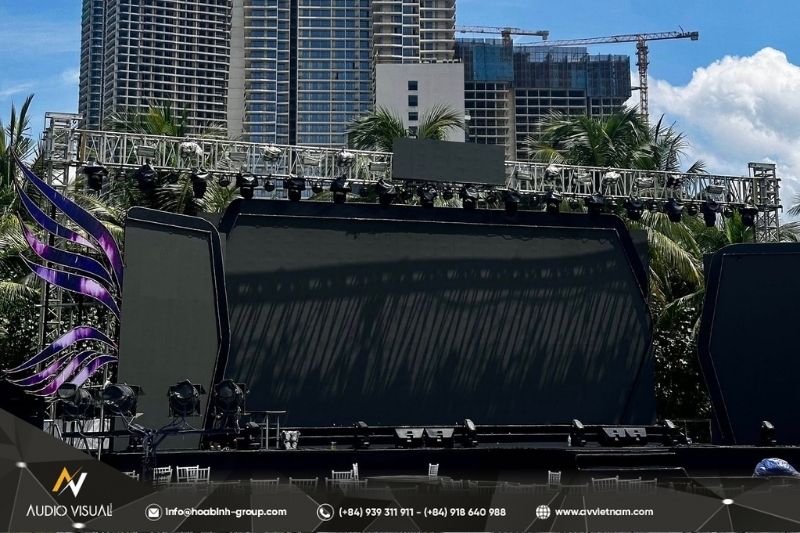 Concert stage design: best ideas and installation guide