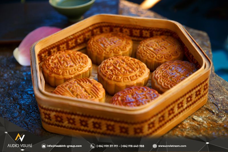 Who celebrates Mid-Autumn Festival? How do different countries?